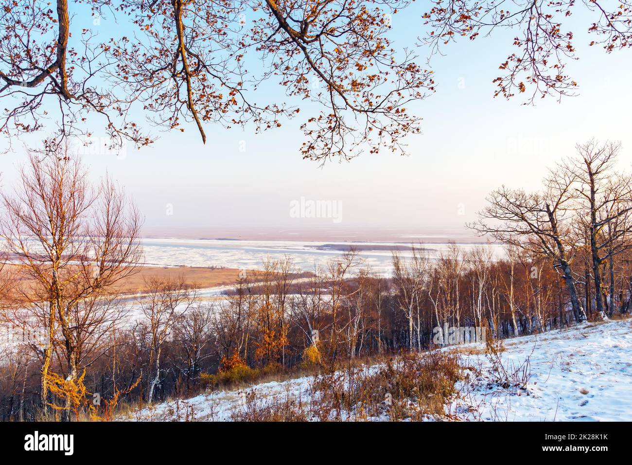Freezing foggy river scene hi-res stock photography and images - Alamy