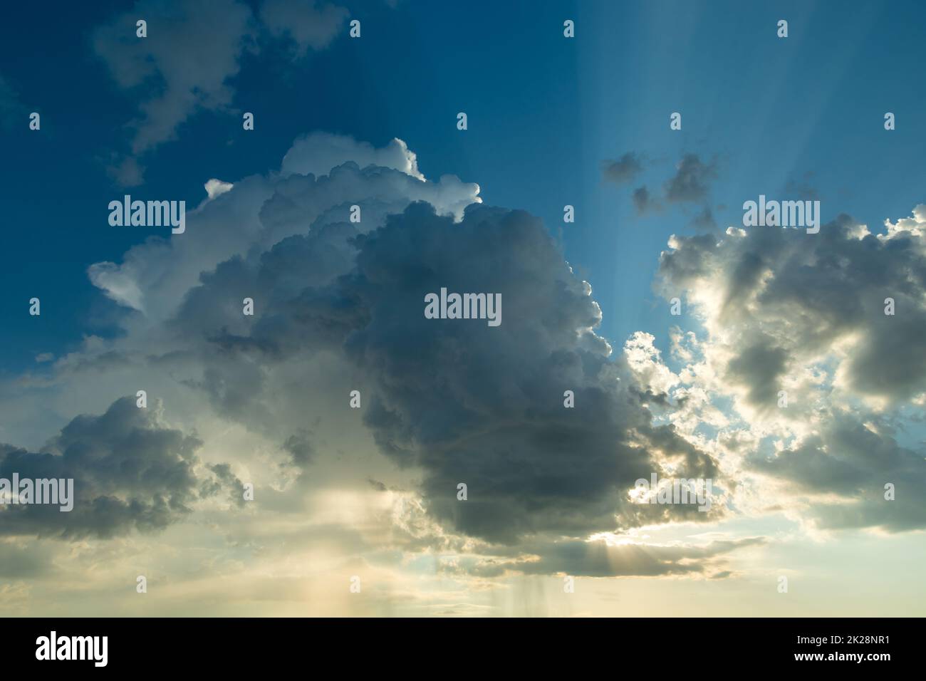 Clouds backlit hi-res stock photography and images - Alamy