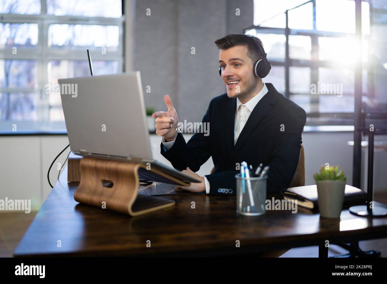 Laptop video interview hi-res stock photography and images - Alamy