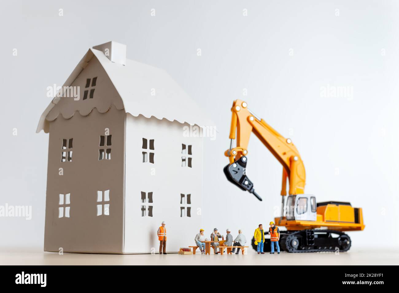 Builders Relaxing During Break On Site Stock Photo - Alamy