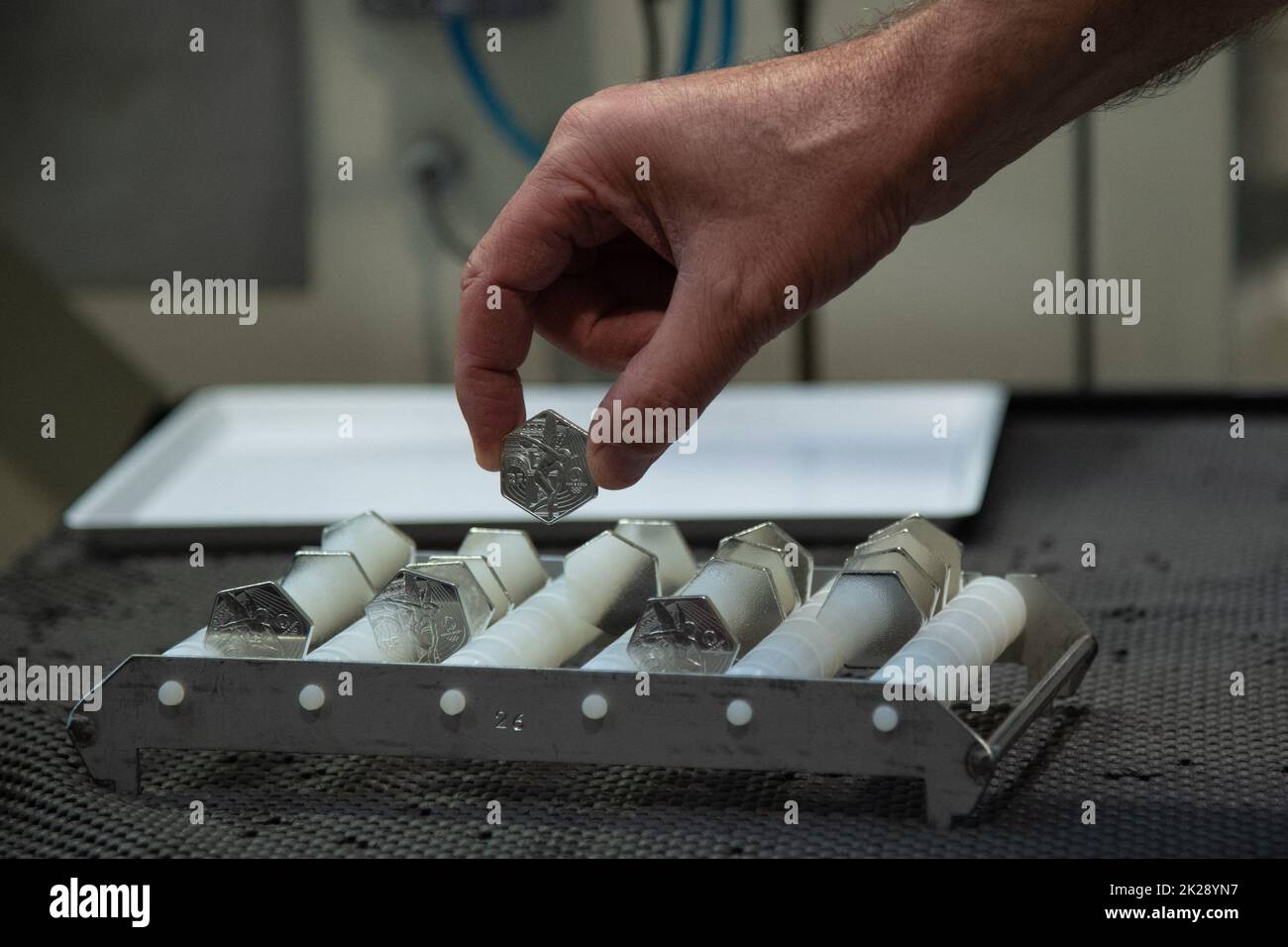 Paris, France, September 22, 2022. Illustration of the 10-euro ...