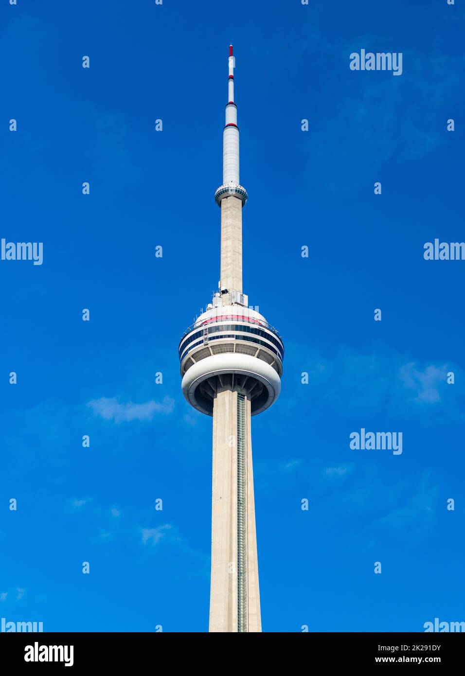 Cn tower toronto observation deck hi-res stock photography and images ...