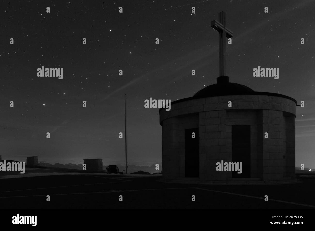 Monument with starry sky as a background Stock Photo - Alamy