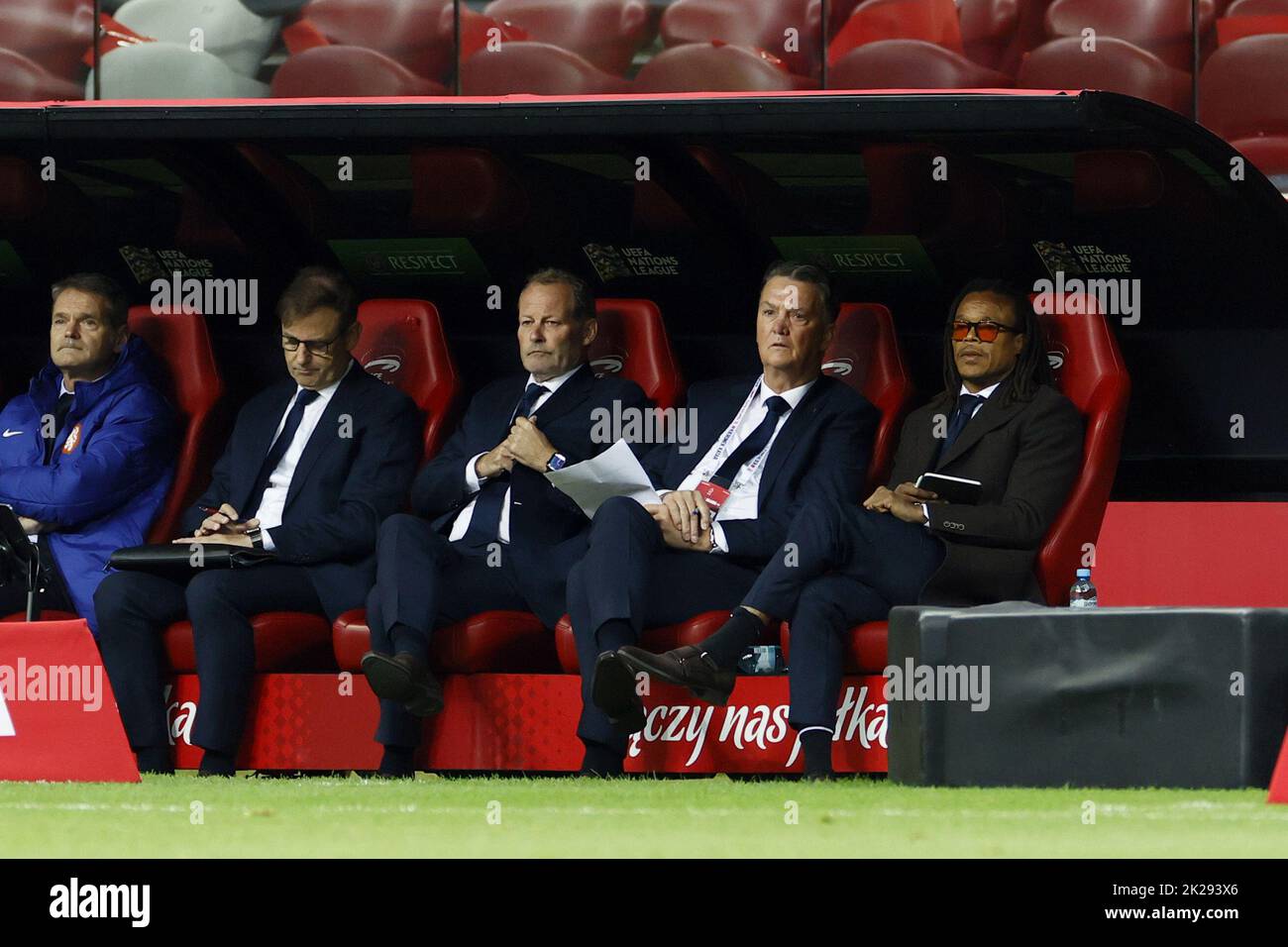 WARSAW - (lr) Holland goalkeeper trainer Frans Hoek, Holland assistant ...