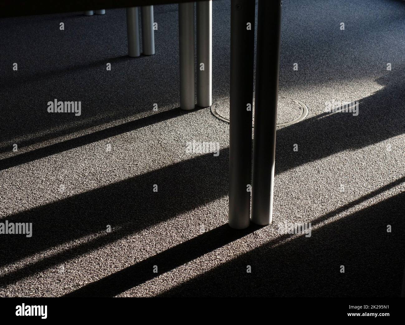 Shadow contrast hi-res stock photography and images - Alamy