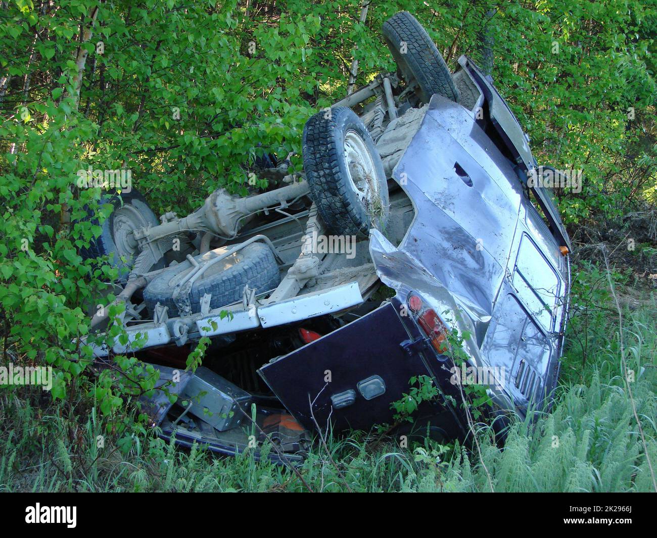 Car accident rescue ditch hi-res stock photography and images - Alamy