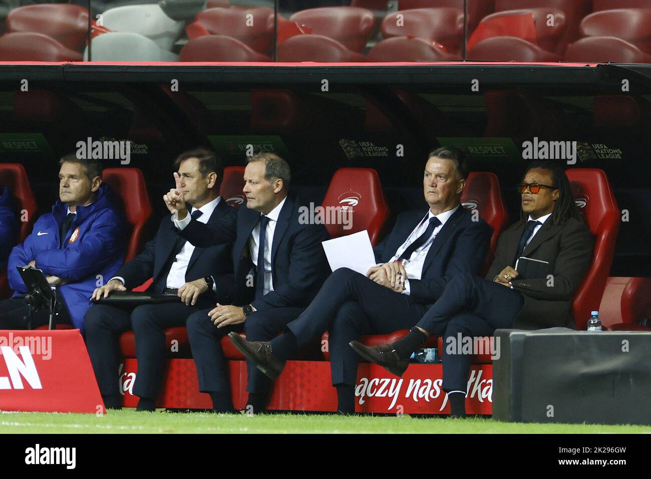 WARSAW - (lr) Holland goalkeeper trainer Frans Hoek, Holland assistant ...