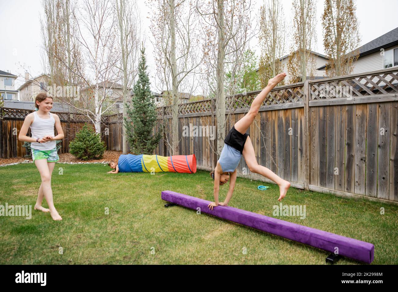 Girls tumble play hi-res stock photography and images - Alamy