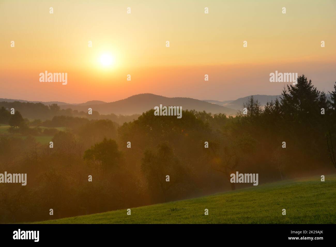 Morning fog over landscape hi-res stock photography and images - Alamy