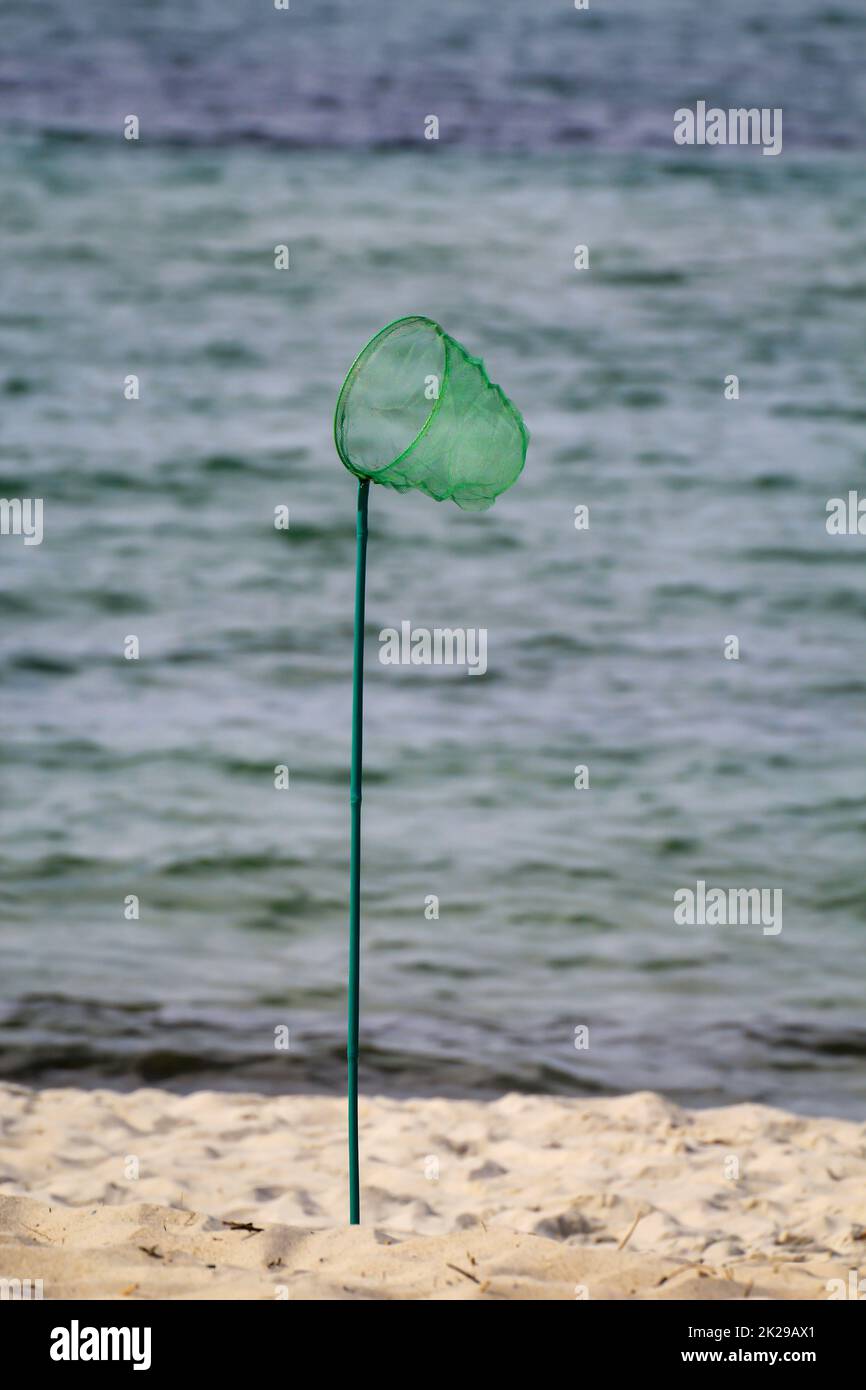 Scoop net hi-res stock photography and images - Alamy