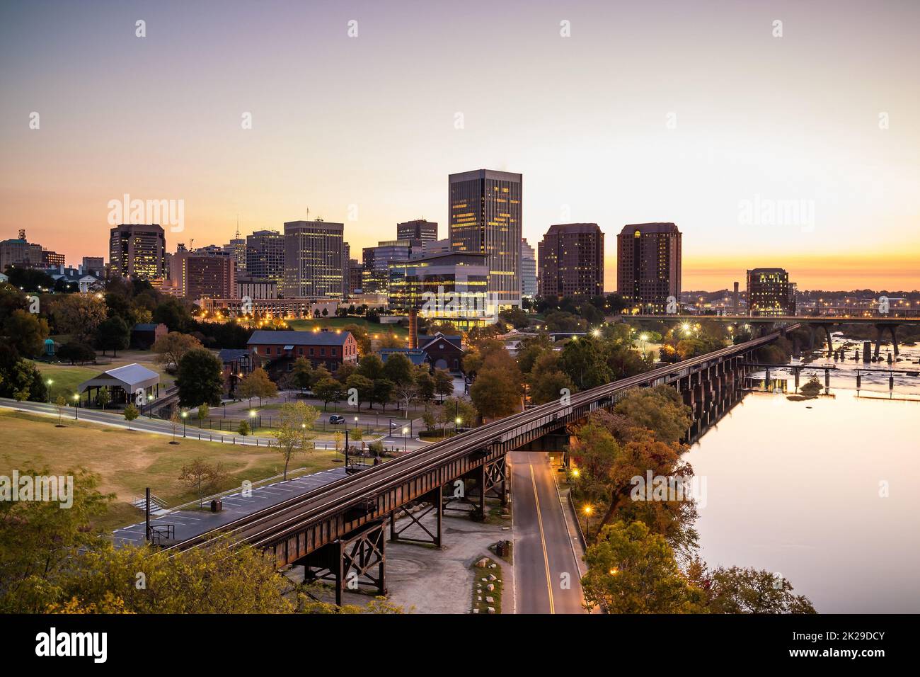 Downtown Richmond, Virginia skyline Stock Photo - Alamy