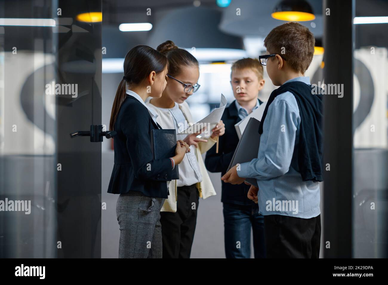 Children speaking diverse hi-res stock photography and images - Alamy