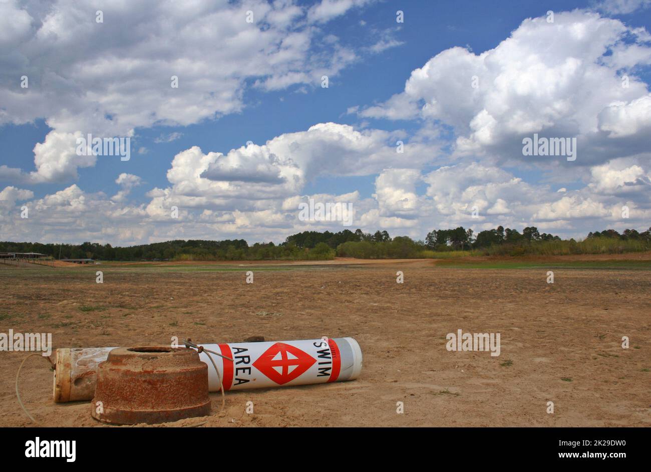 Swim Area in Dry Lake - Late Afternoon Lake Tyler in East Texas Stock ...