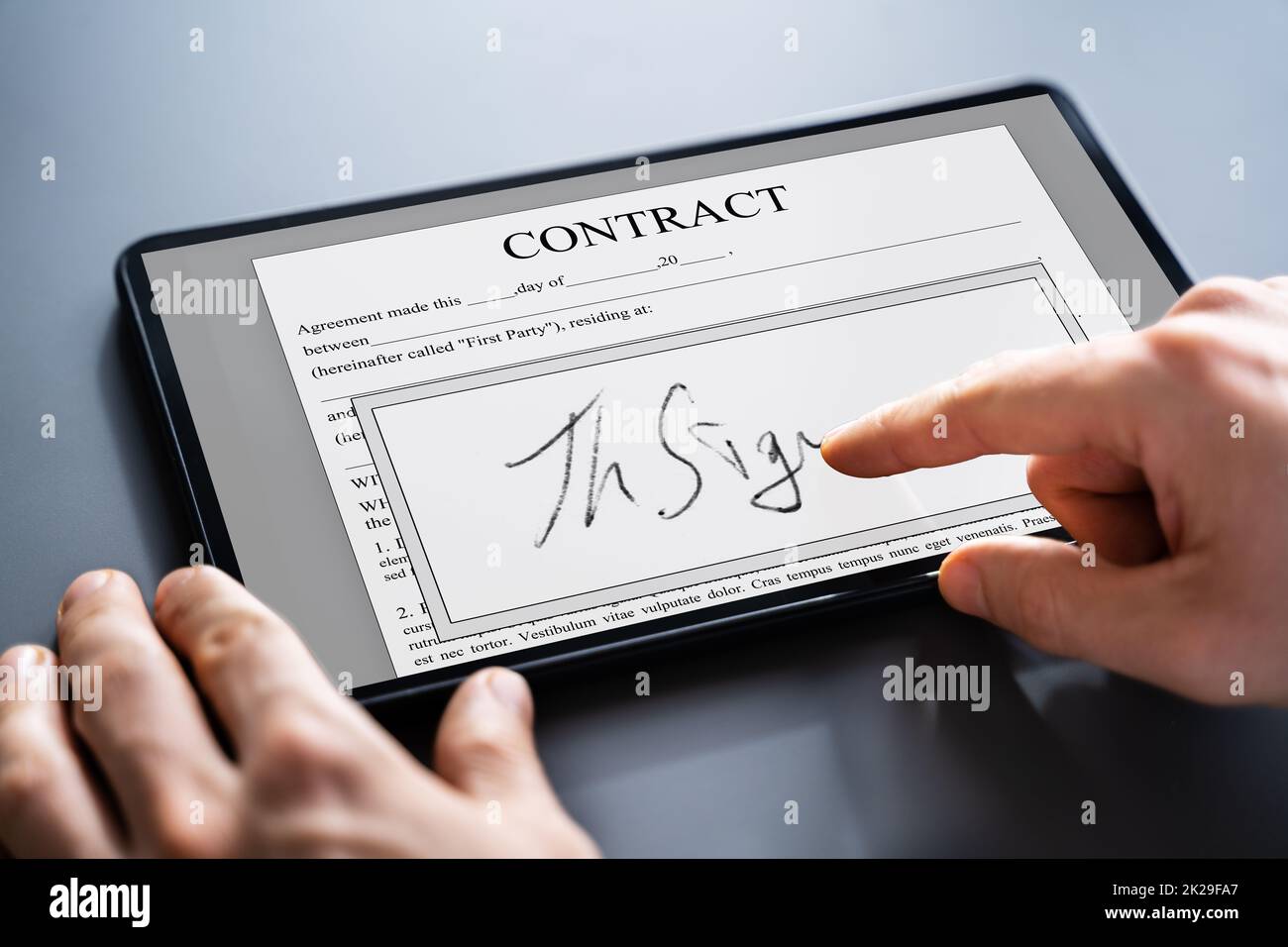 Hands pen tablet contract hi-res stock photography and images - Alamy