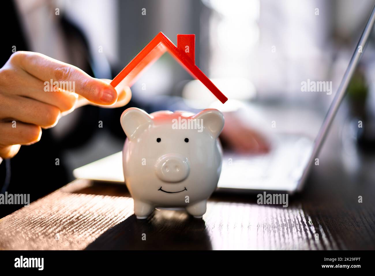 Bank desk advisor hi-res stock photography and images - Alamy