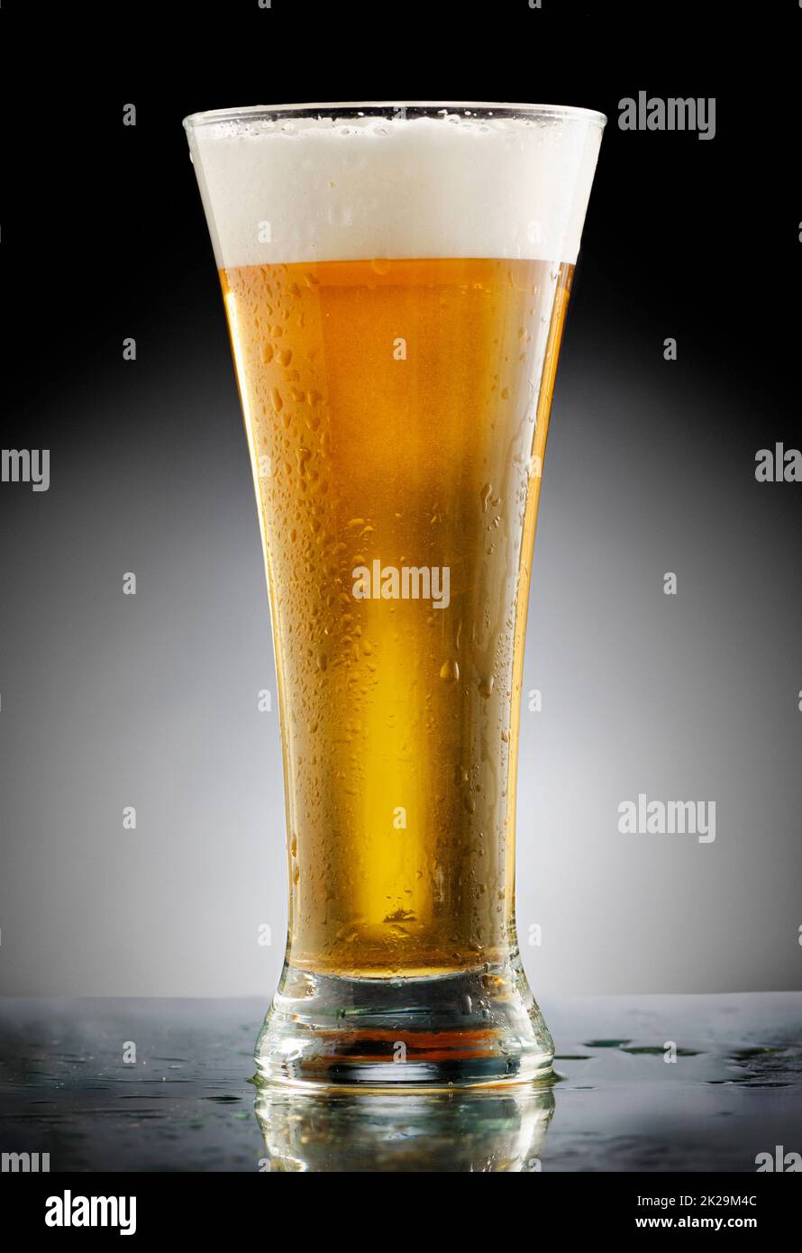 Grunge beer alcohol glass hi-res stock photography and images - Alamy