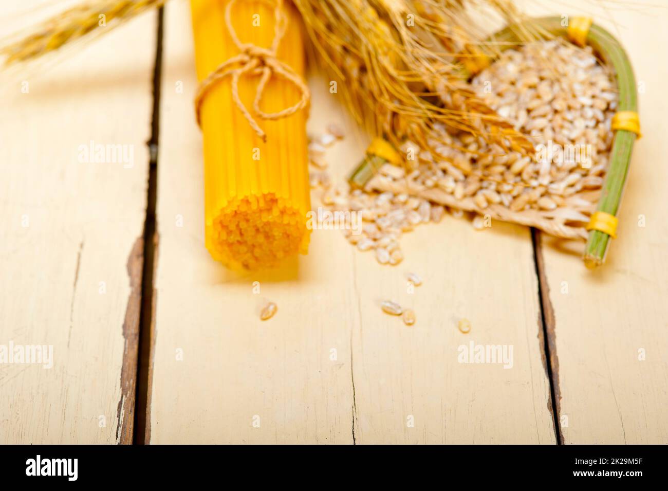 organic Raw italian pasta and durum wheat Stock Photo - Alamy