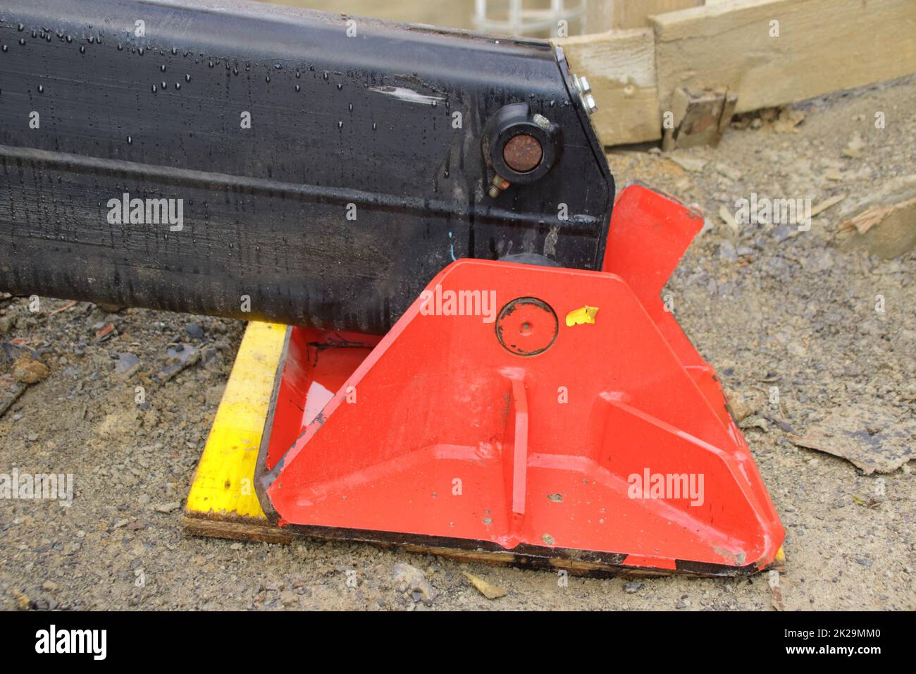 Load support hi-res stock photography and images - Alamy