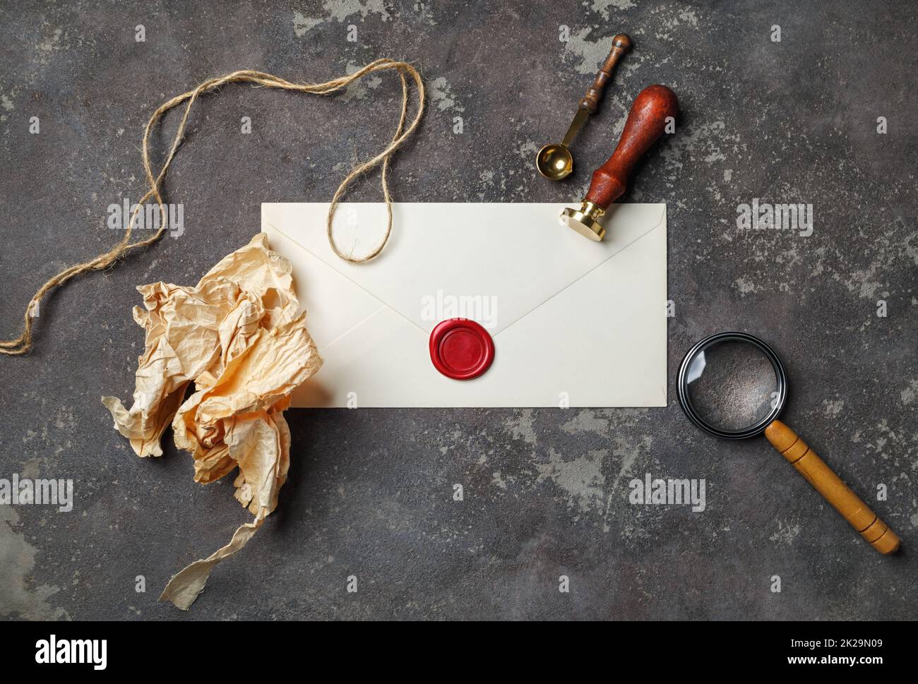 Retro envelope hi-res stock photography and images - Alamy