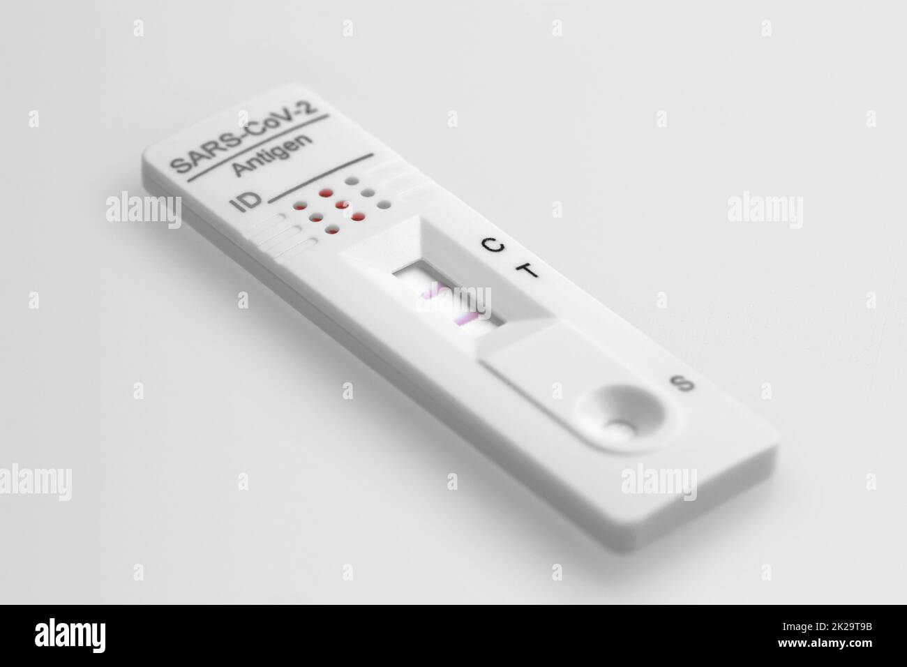 Positive test result by using rapid test device for COVID-19 Stock ...
