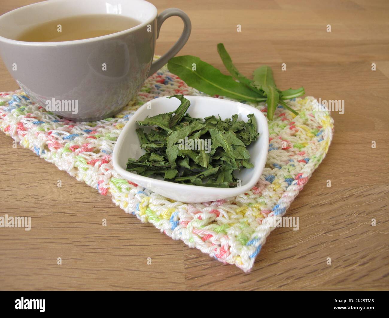 Homemade dandelion tea, tea with dried dandelion herb Stock Photo - Alamy