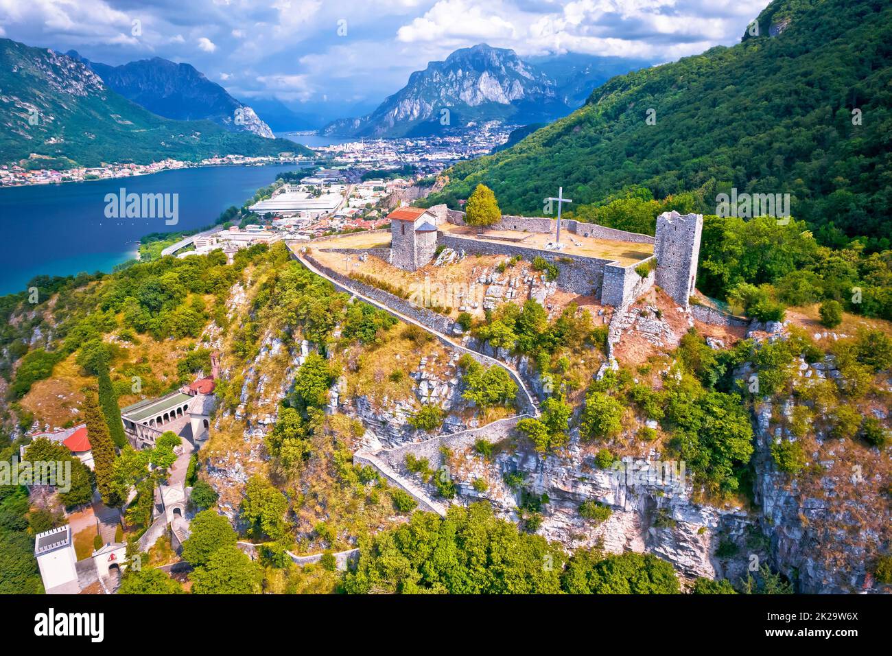 The Castle of the Unnamed (Castello dellâ€™Innominato) above Vercurago ...