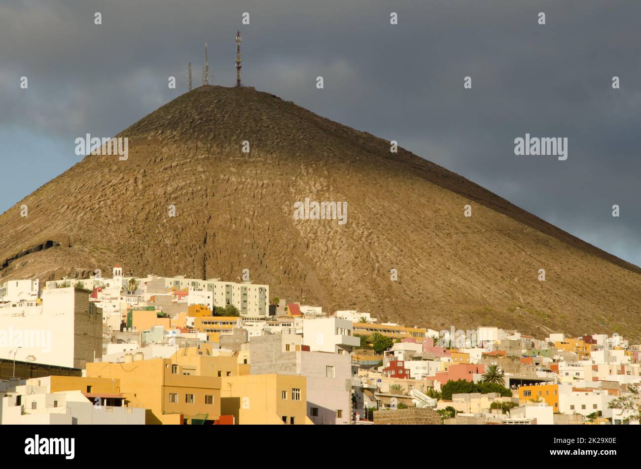 Cityscape of Galdar and Galdar Mountain Stock Photo - Alamy