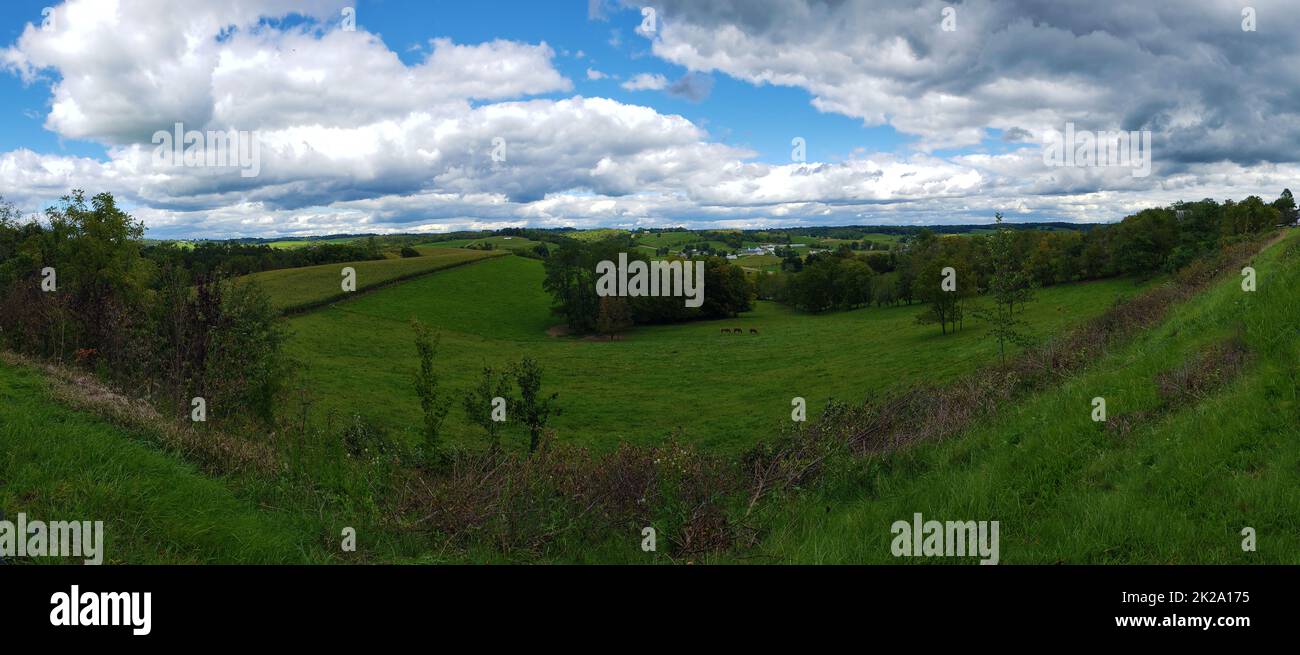 Walnut creek ohio hi-res stock photography and images - Alamy