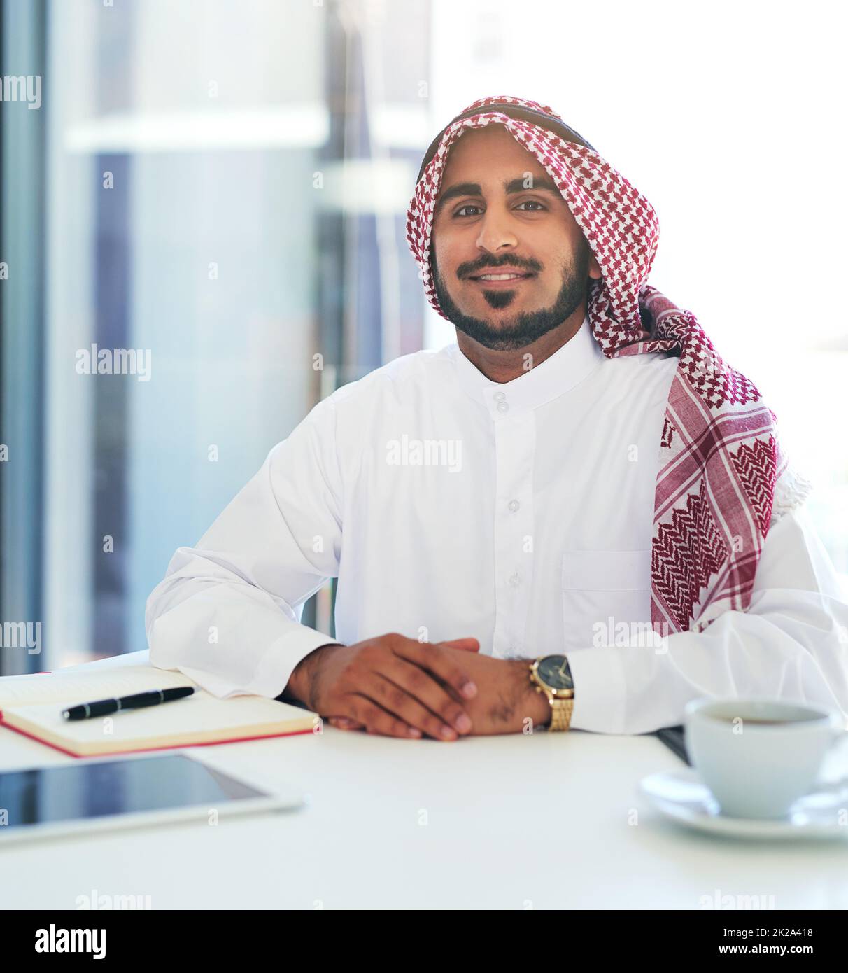 Modern muslim men hi-res stock photography and images - Alamy