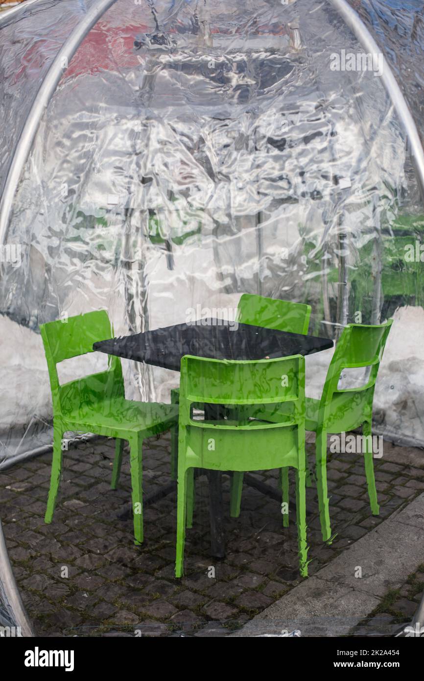 Clear plastic bubble tent an a restaurant terrace Stock Photo - Alamy