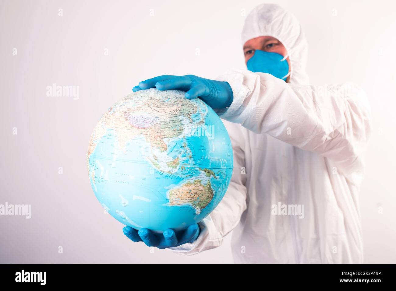 Medical mask world hi-res stock photography and images - Alamy