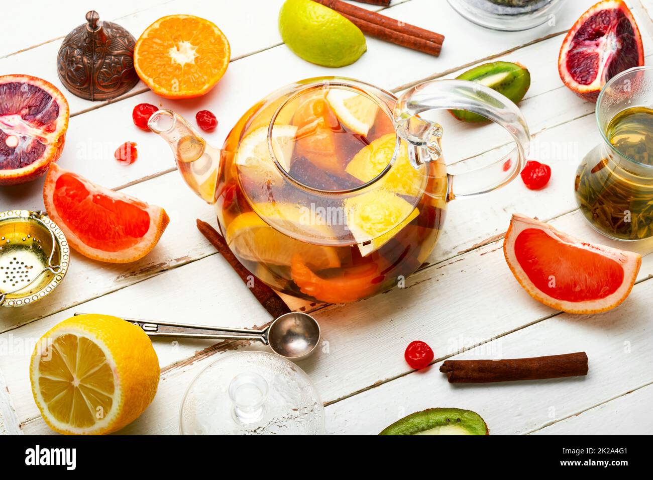 Tea with citrus fruits Stock Photo - Alamy