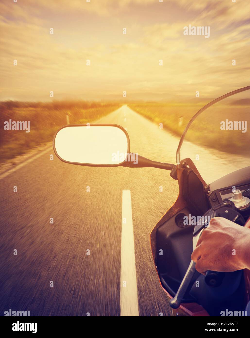 Highway motorcycle hi-res stock photography and images - Alamy