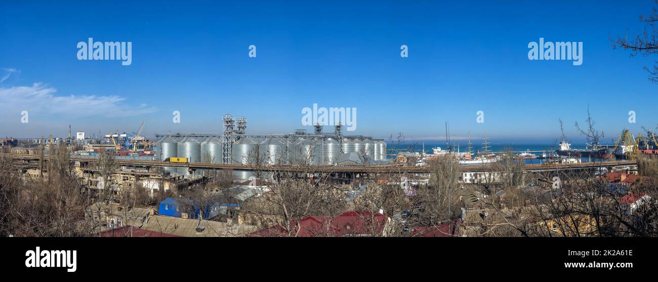 Odessa cargo sea port hi-res stock photography and images - Alamy
