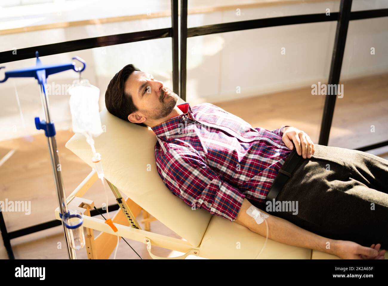 Vitamin therapy iv drip hi-res stock photography and images - Alamy Vitamin therapy iv drip hi-res stock photography and images - Alamy