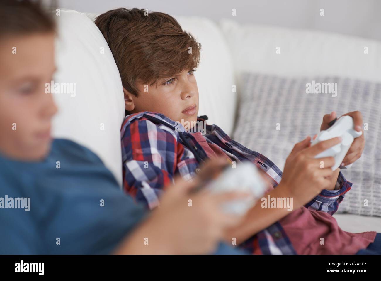 Tired kids and tv hi-res stock photography and images - Alamy