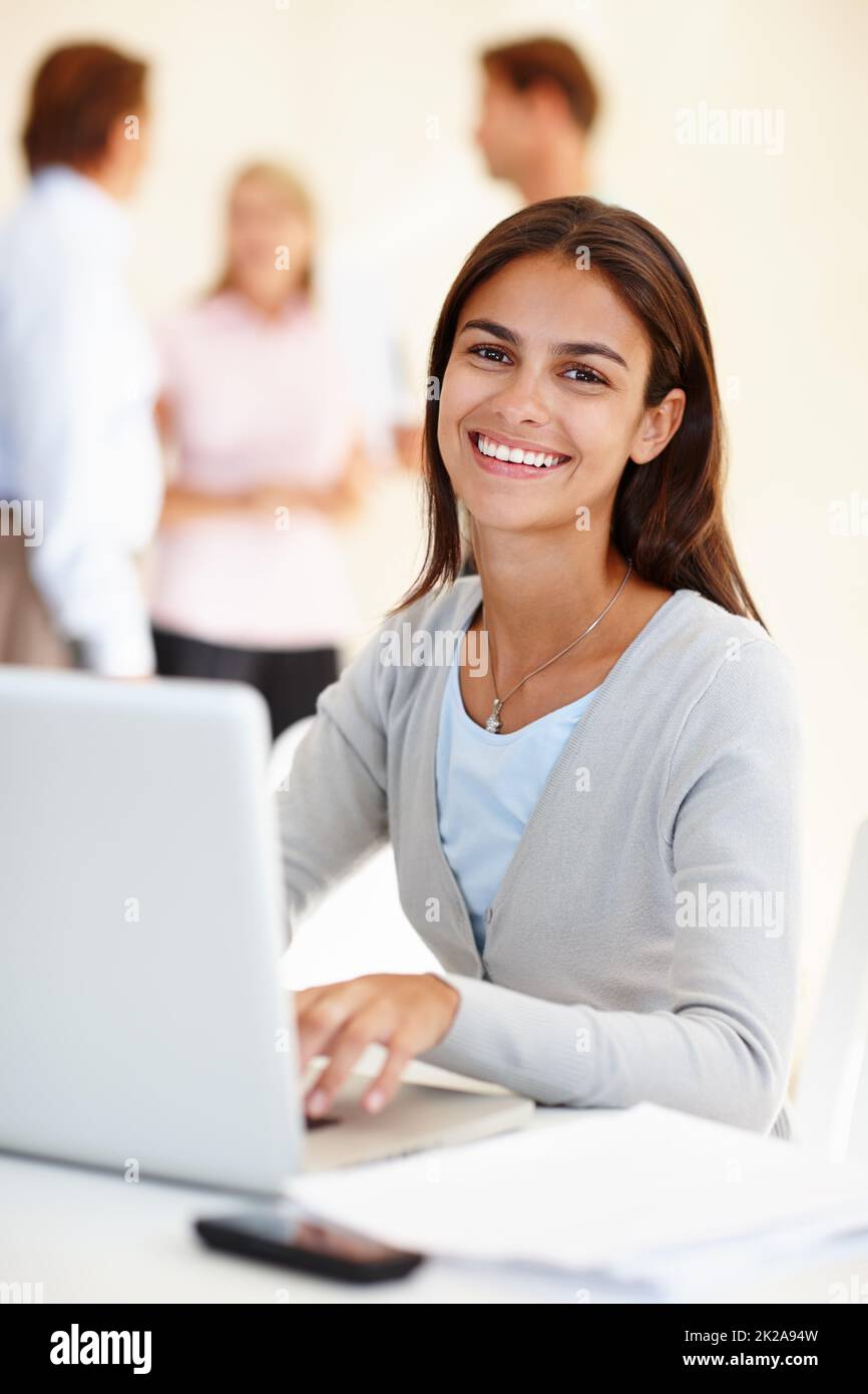 Woman lit by laptop hi-res stock photography and images - Alamy