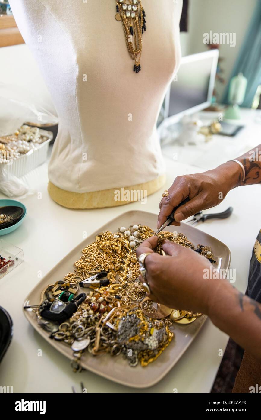 Working silver jewelry hi-res stock photography and images - Alamy