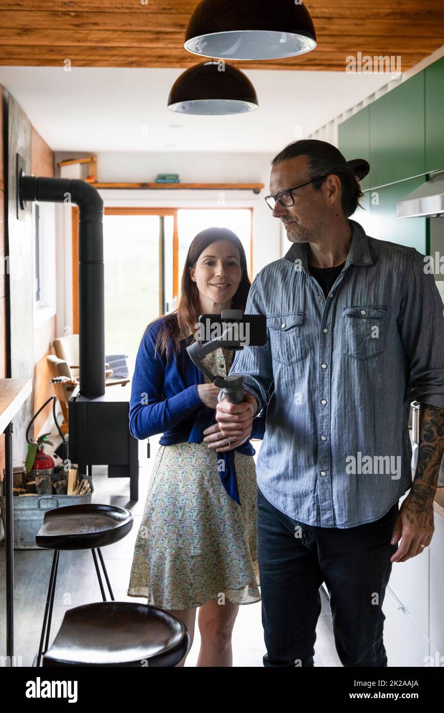 Filming at home hi-res stock photography and images - Alamy