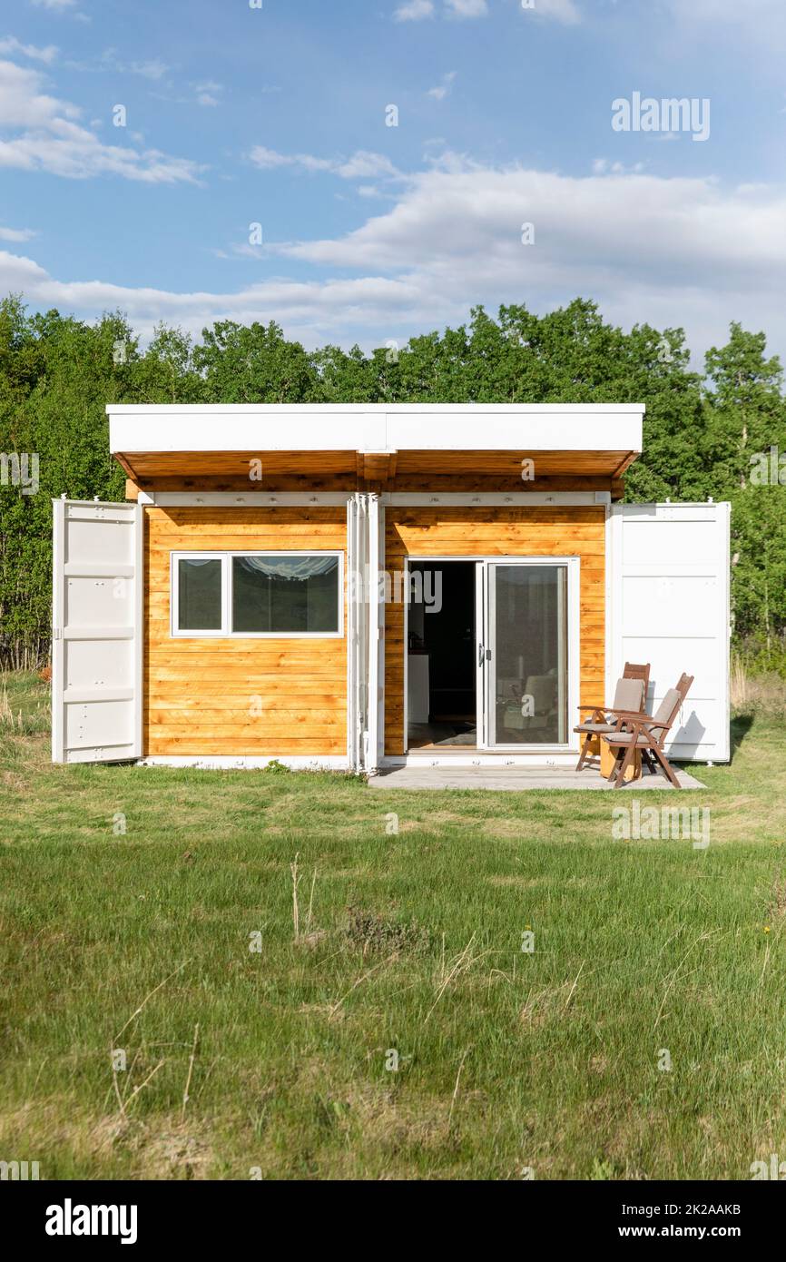 Home container hi-res stock photography and images - Alamy