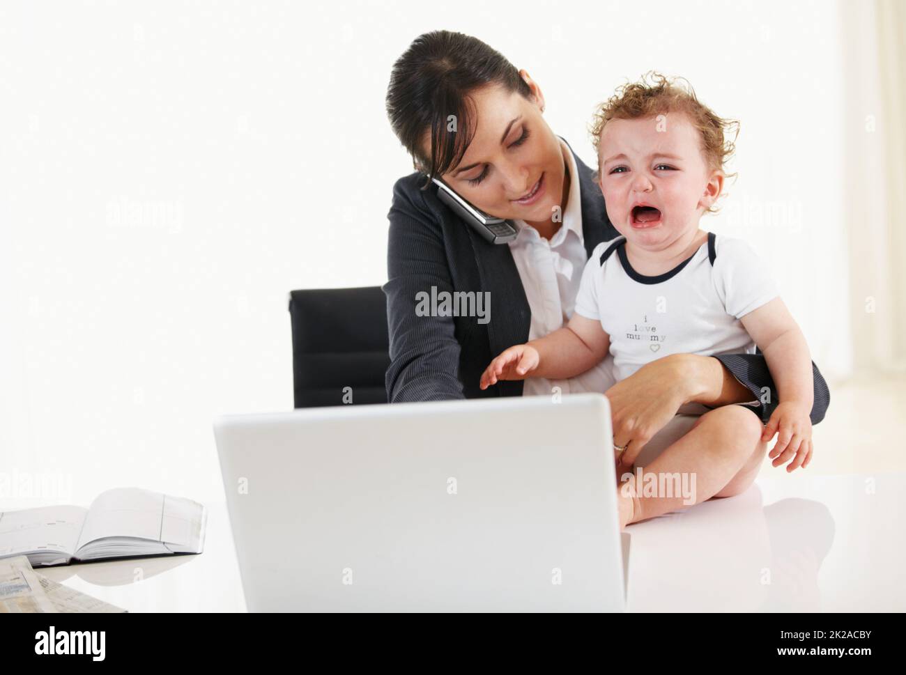 Two crying children hi-res stock photography and images - Alamy