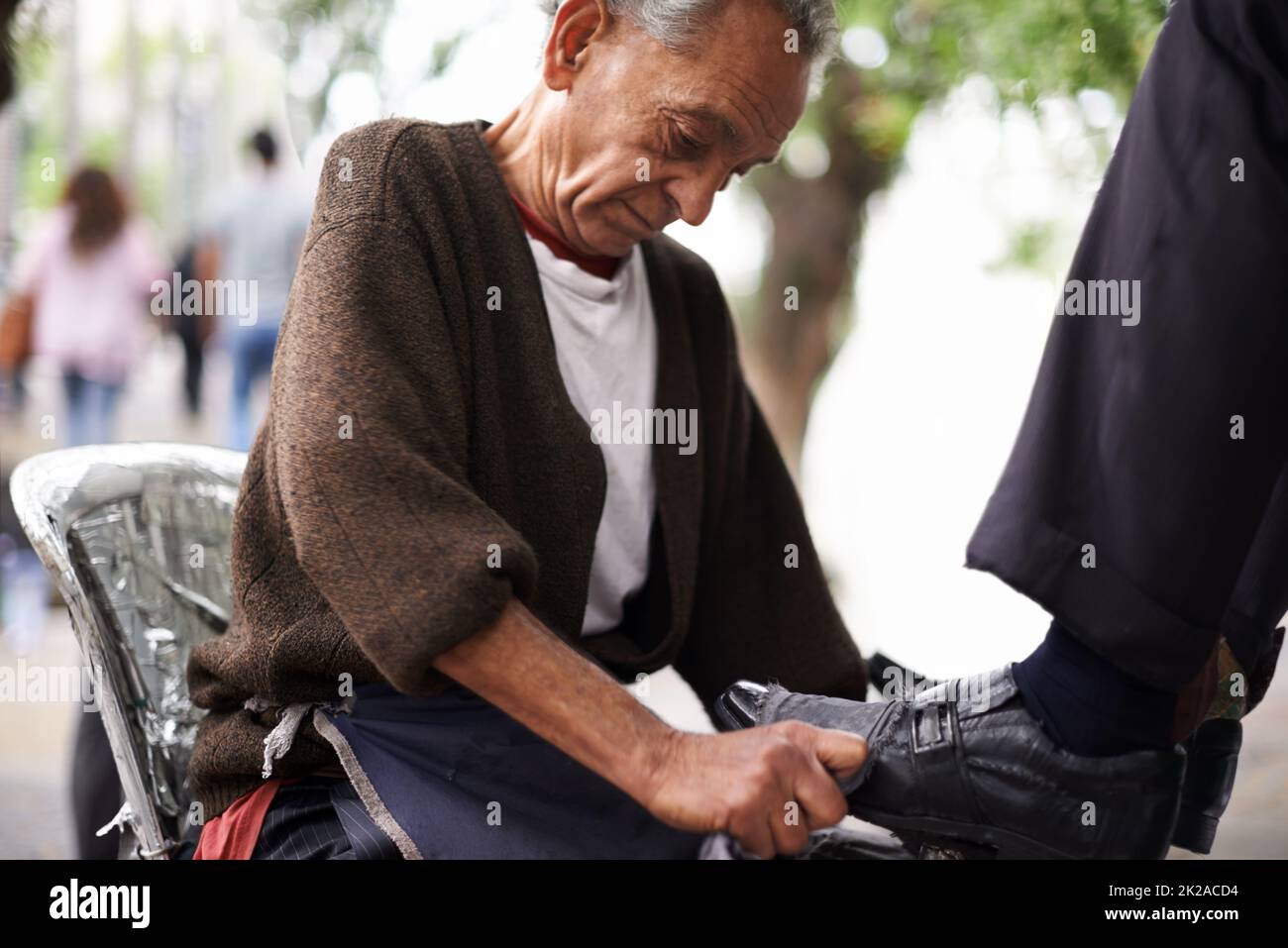 Shining shoes hi-res stock photography and images - Alamy