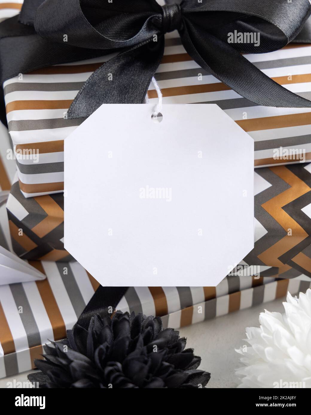 Black and white up close hi-res stock photography and images - Alamy