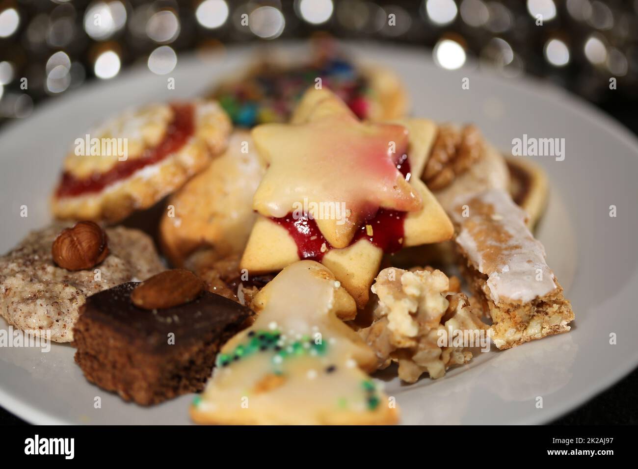 Christmas cookie plate on hi-res stock photography and images - Alamy