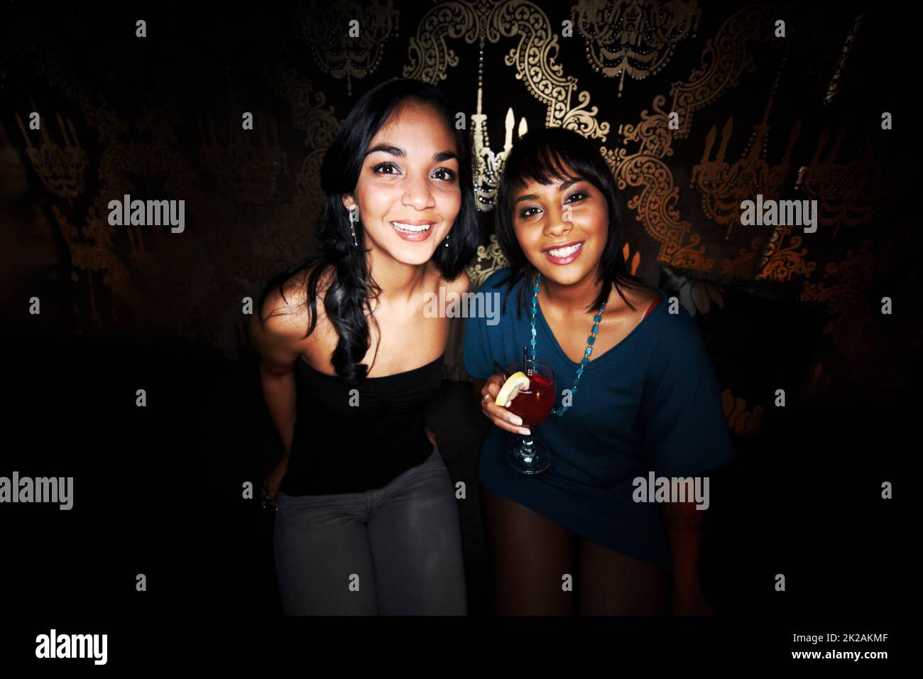 Night club partying girls hi-res stock photography and images - Alamy