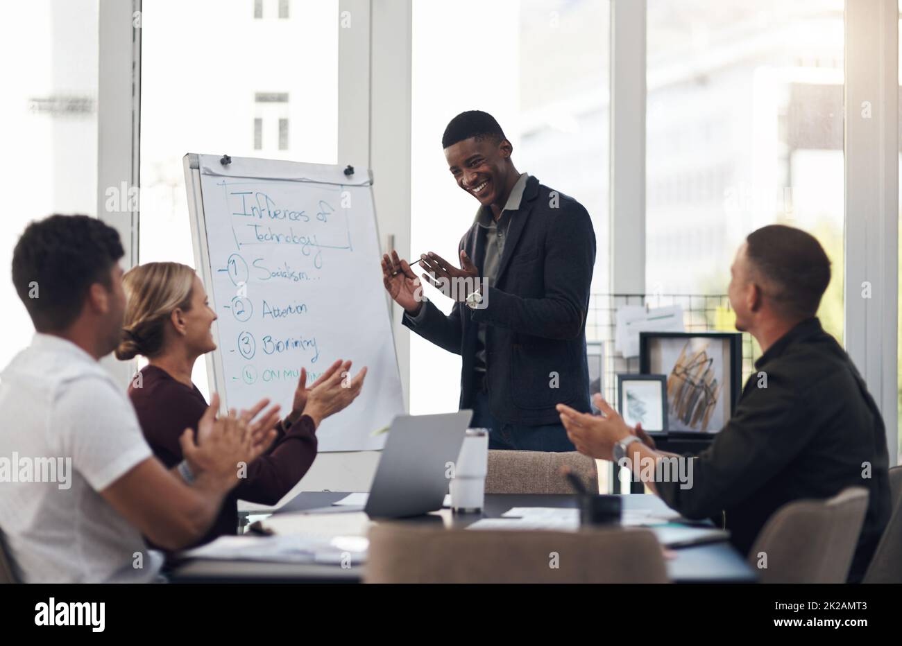 Meet expectations hi-res stock photography and images - Alamy