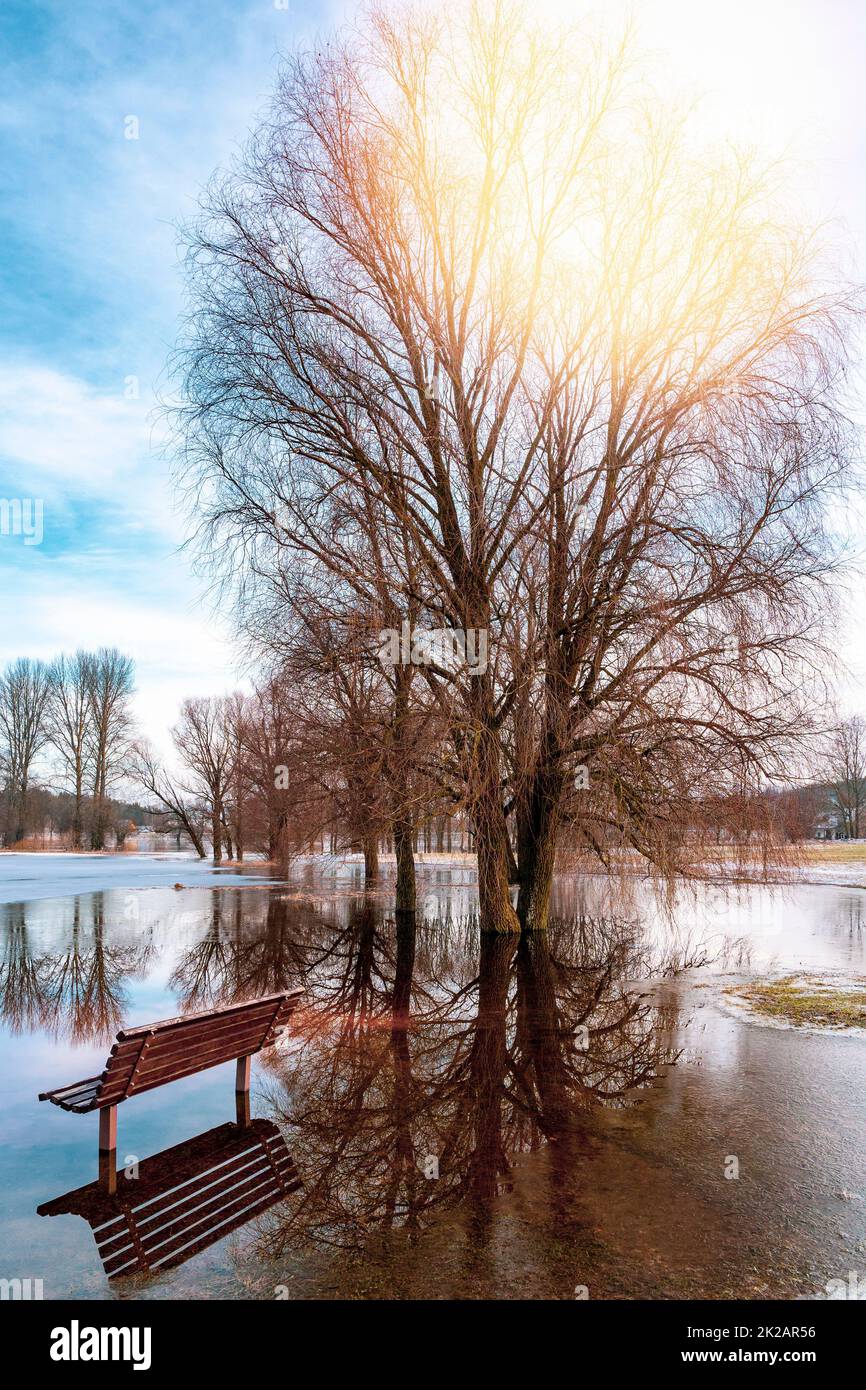 Flooded park bench flood hi-res stock photography and images - Alamy