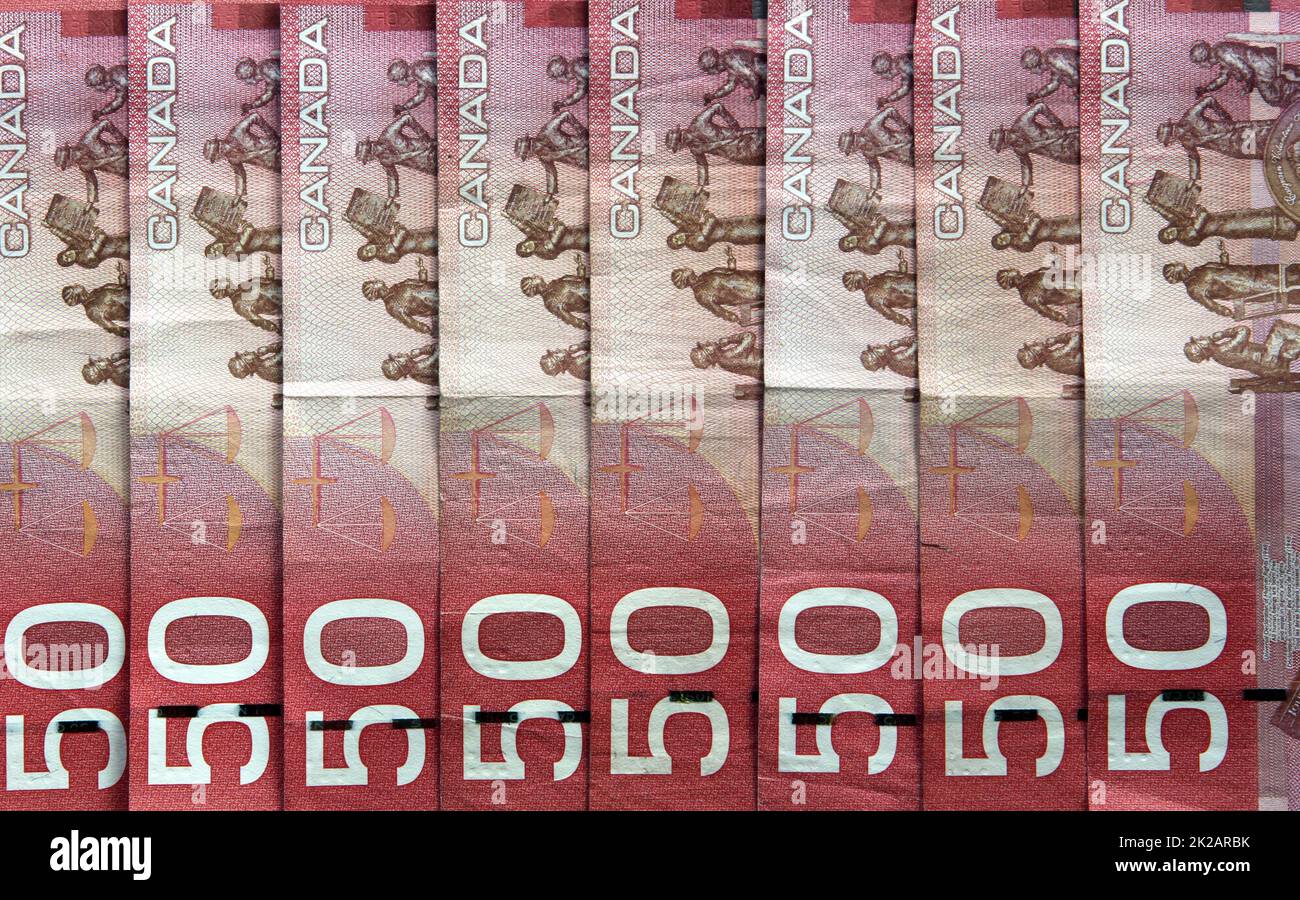Canadian Dollar Banknotes Stock Photo - Alamy