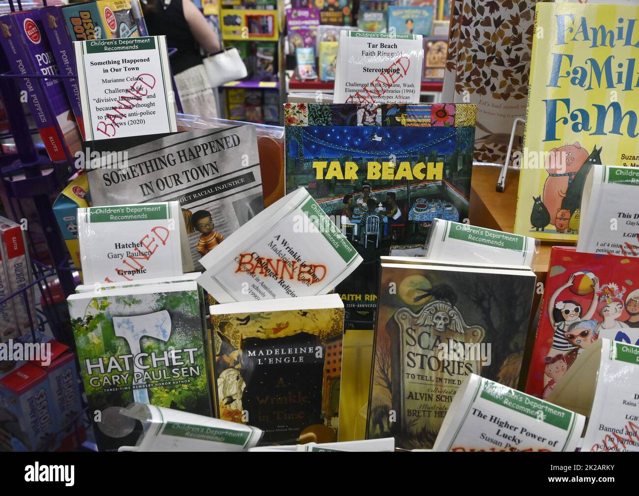 Banned books display hi-res stock photography and images - Alamy