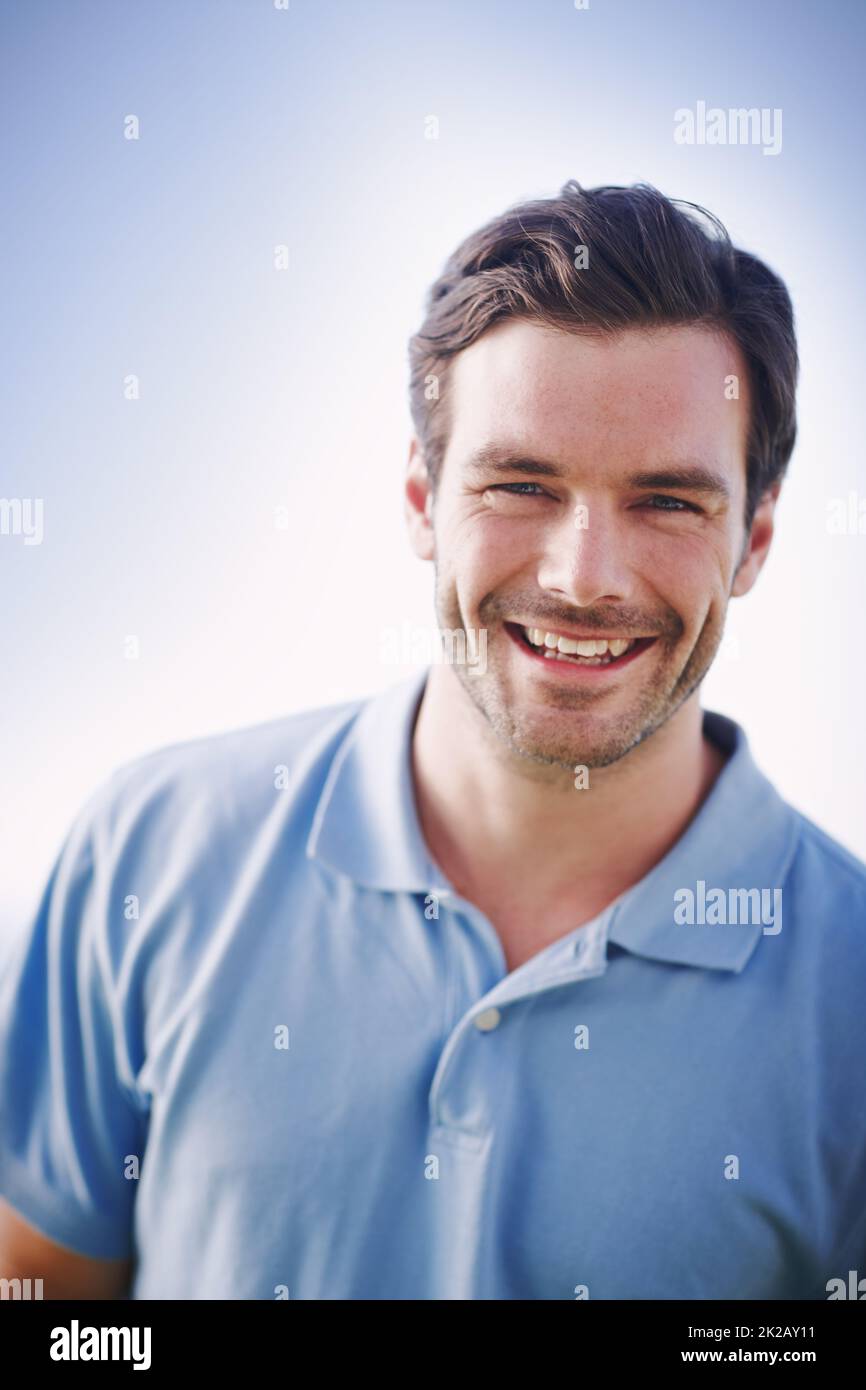 Portrait smiling man woman 30's hi-res stock photography and images - Alamy